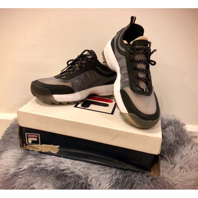 รองเท้า Fila สีดำ รุ่น Disruptor Run WMN size EUR 41/UK 7 - belliizapichaya - ThaiPick