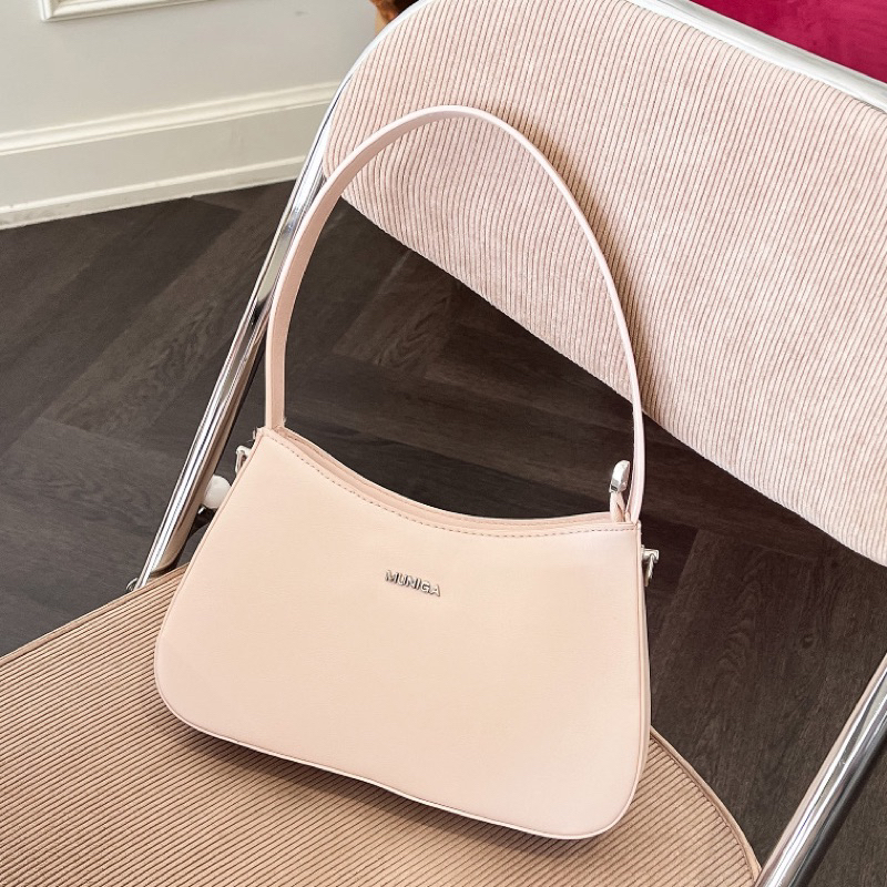 กระเป๋า Muniga ถูกที่สุด พร้อมโปรโมชั่น มิ.ย 2024|BigGoเช็คราคาง่ายๆ