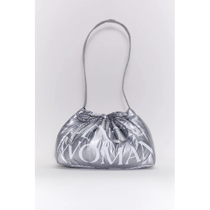 กระเป๋า GENTLEWOMAN DUMPLING BAG น้องเกี๊ยวว???? ของแท้ 100% ...