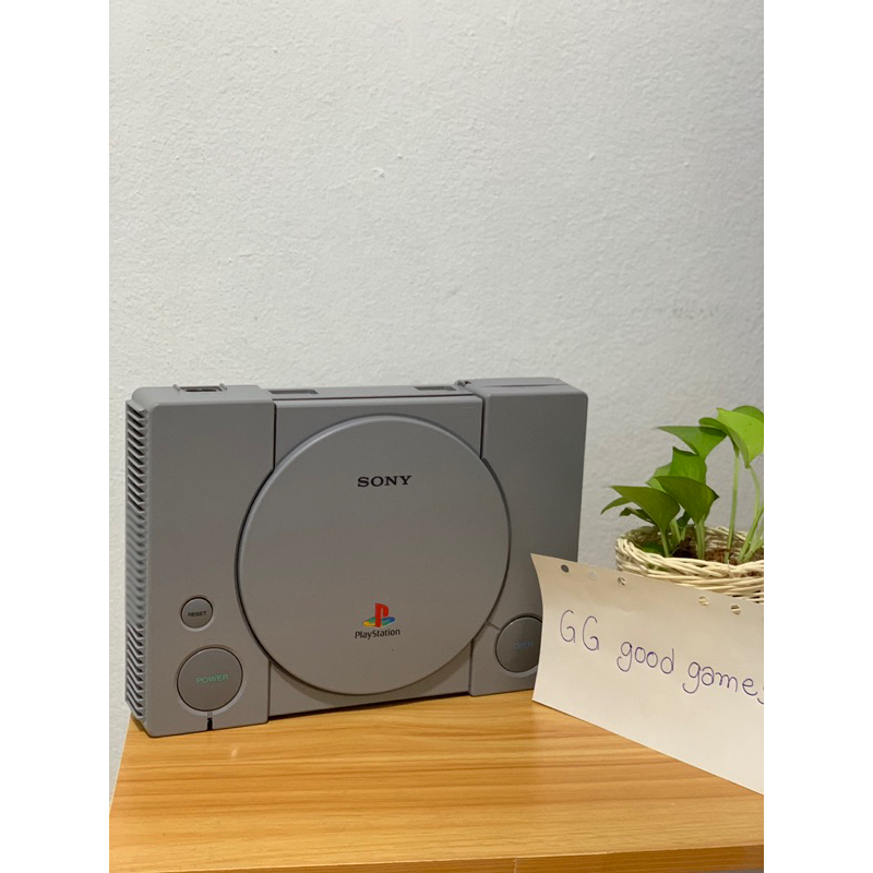 ps1 (Fat) มือสอง เครื่องญี่ปุ่น 110v เสียบสเตปดาวน์ทุกครั้งก่อนเล่นครับ รุ่น SCPH-7000 ...