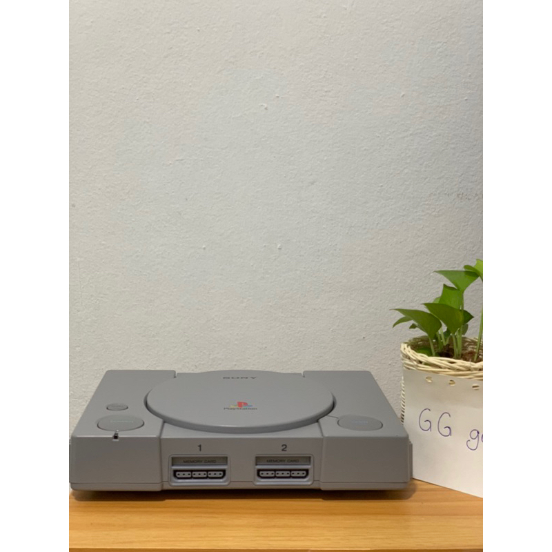 ps1 (Fat) มือสอง เครื่องญี่ปุ่น 110v เสียบสเตปดาวน์ทุกครั้งก่อนเล่นครับ รุ่น SCPH-7000 ...